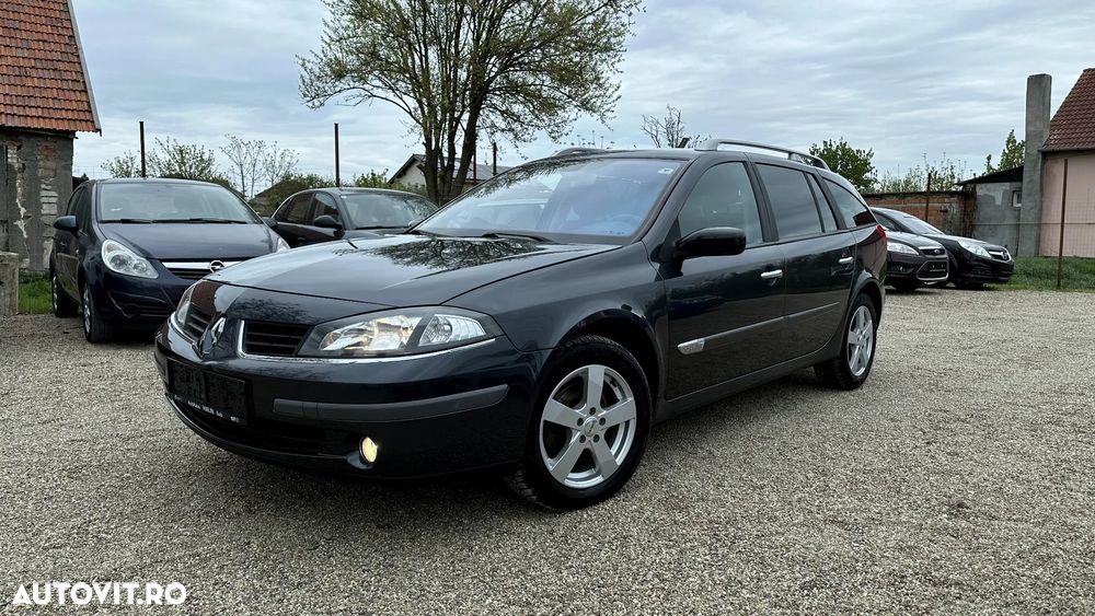 Second hand Renault Laguna - 2 380 EUR, 118 000 km - Autovit