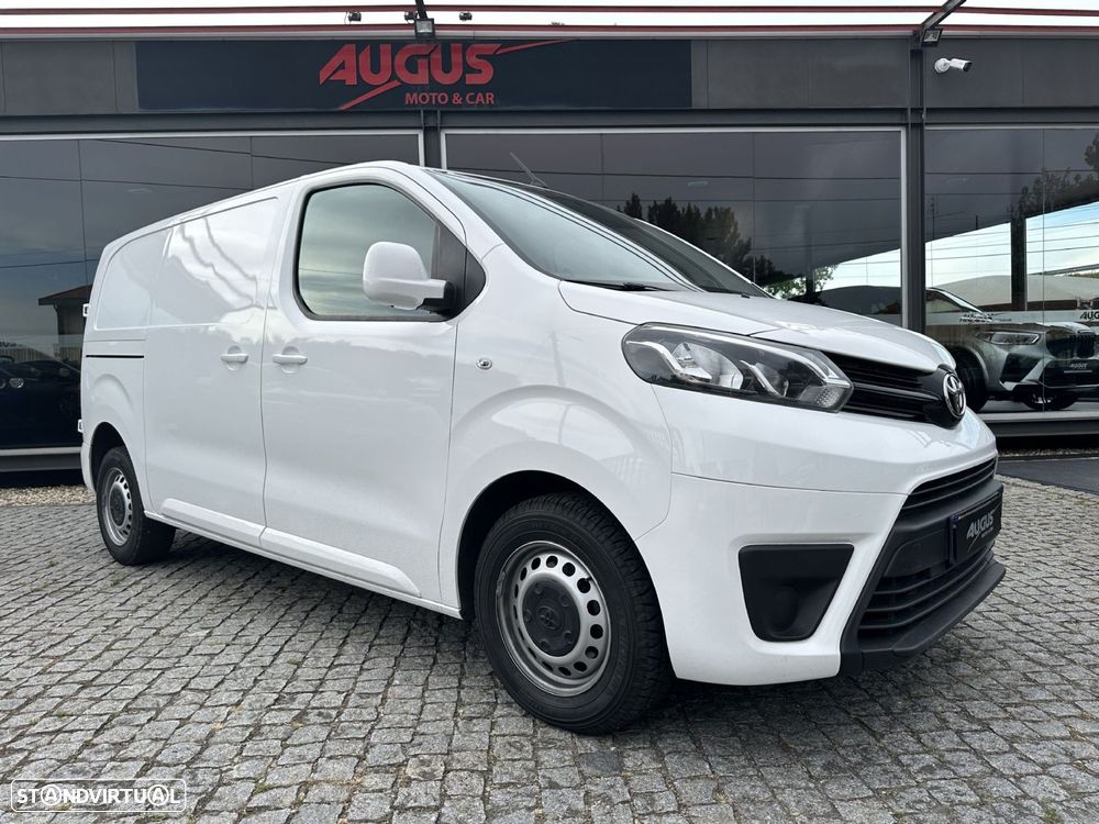 Usados Toyota Proace 2.0 D-4D L2 6L - 17 500 EUR, 180 388 km, 2016 - Standvirtual