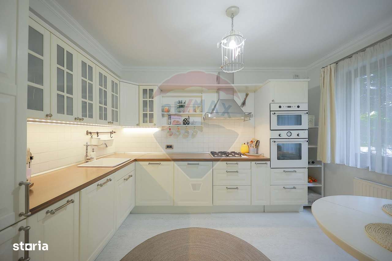 4 camere, casa de vanzare - Bihor (judet), Strada Palade George Emil ...