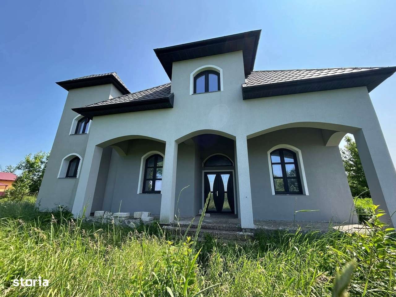 6 camere, casa de vanzare - Neamt (judet), Roman - 9572842 • www.storia.ro