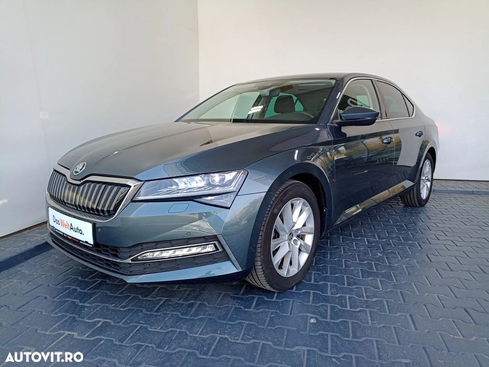 Second hand Skoda Superb - 30 399 EUR, 47 720 km, 2020 - autovit.ro