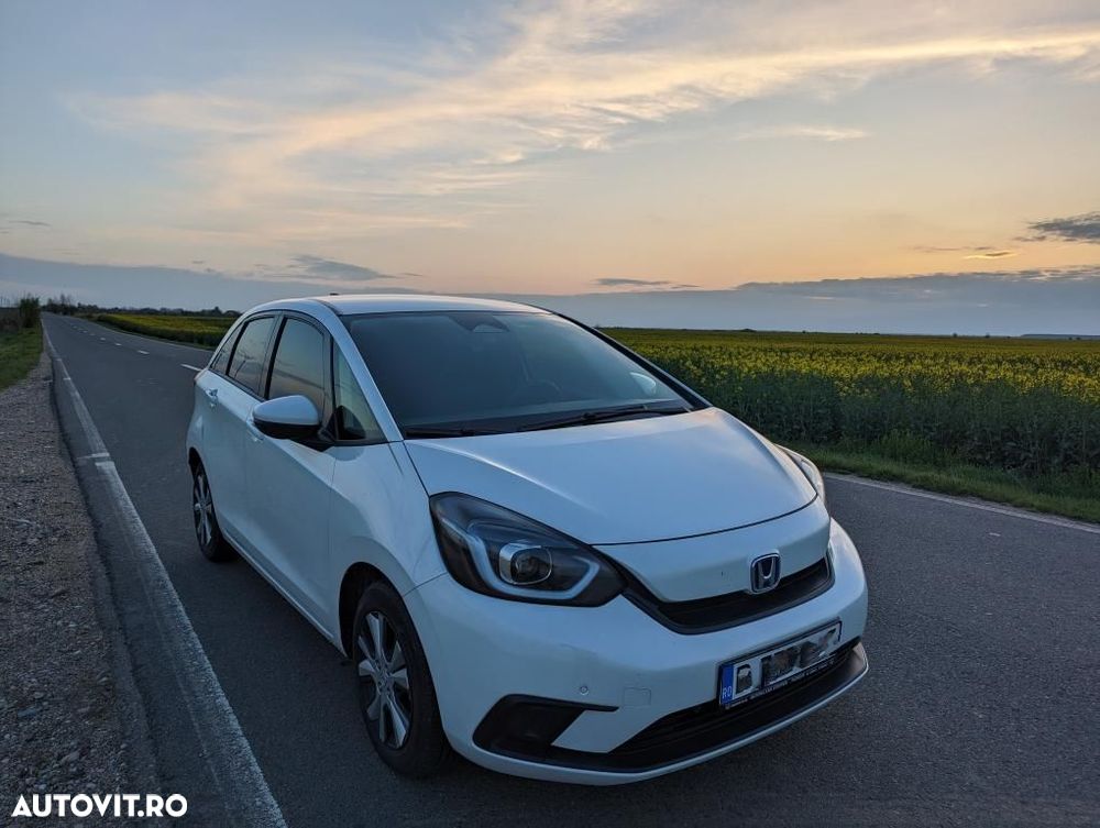 Second hand Honda Jazz - 18 500 EUR, 27 500 km, 2021 - autovit.ro