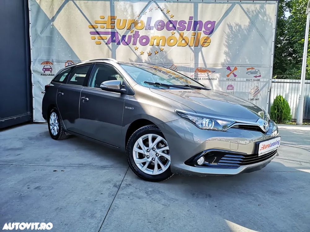 Second hand Toyota Auris - 13 950 EUR, 143 000 km - Autovit