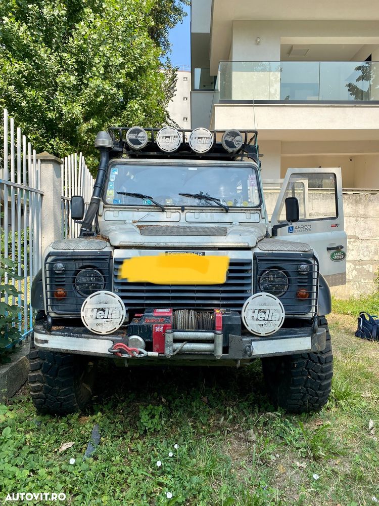 Second hand Land Rover Defender - 25 000 EUR, 82 873 km, 2003 - autovit.ro
