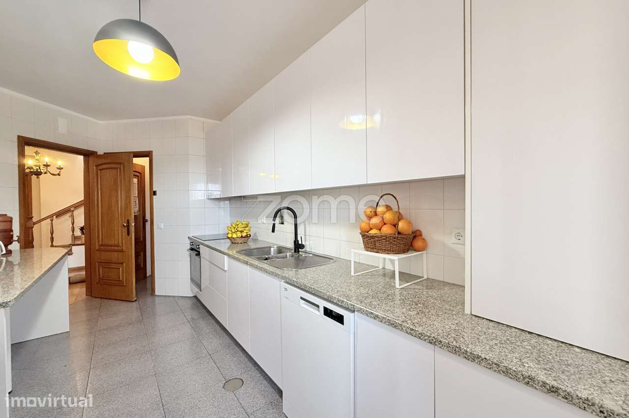 T4, apartamento para comprar - Rua Monsenhor Torres Carneiro, Vila Nova de Famalicão e ...