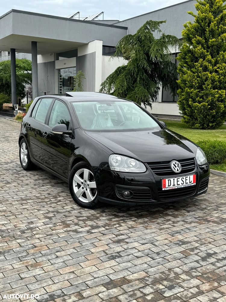 Second hand Volkswagen Golf - 3 950 EUR, 217 000 km - Autovit