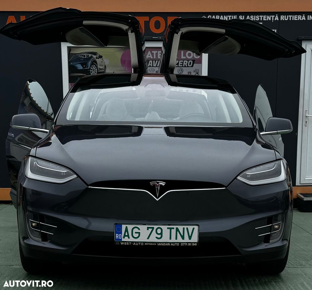 Second hand Tesla Model X - 28 000 EUR, 219 300 km - Autovit