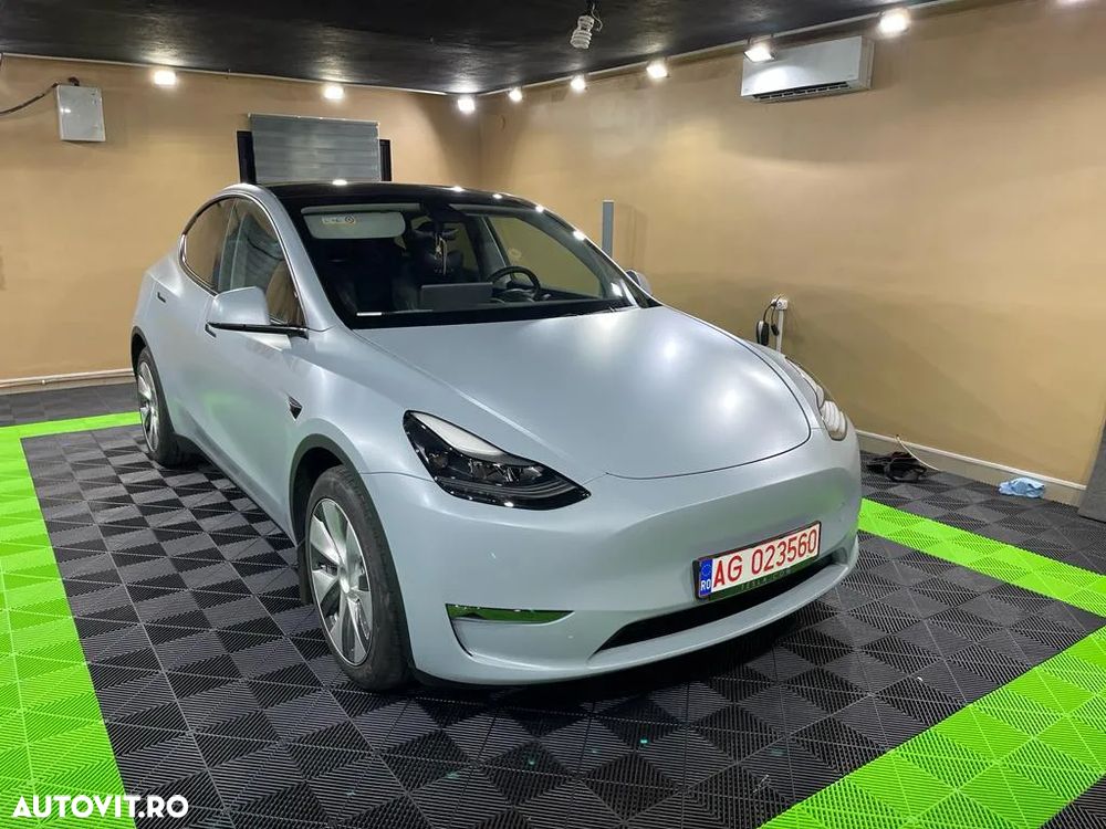 Second hand Tesla Model Y - 40 700 EUR, 53 000 km - Autovit