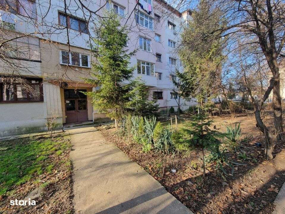 2 camere, apartament de vanzare - Bacau (judet), Nord - 9925730 • www ...