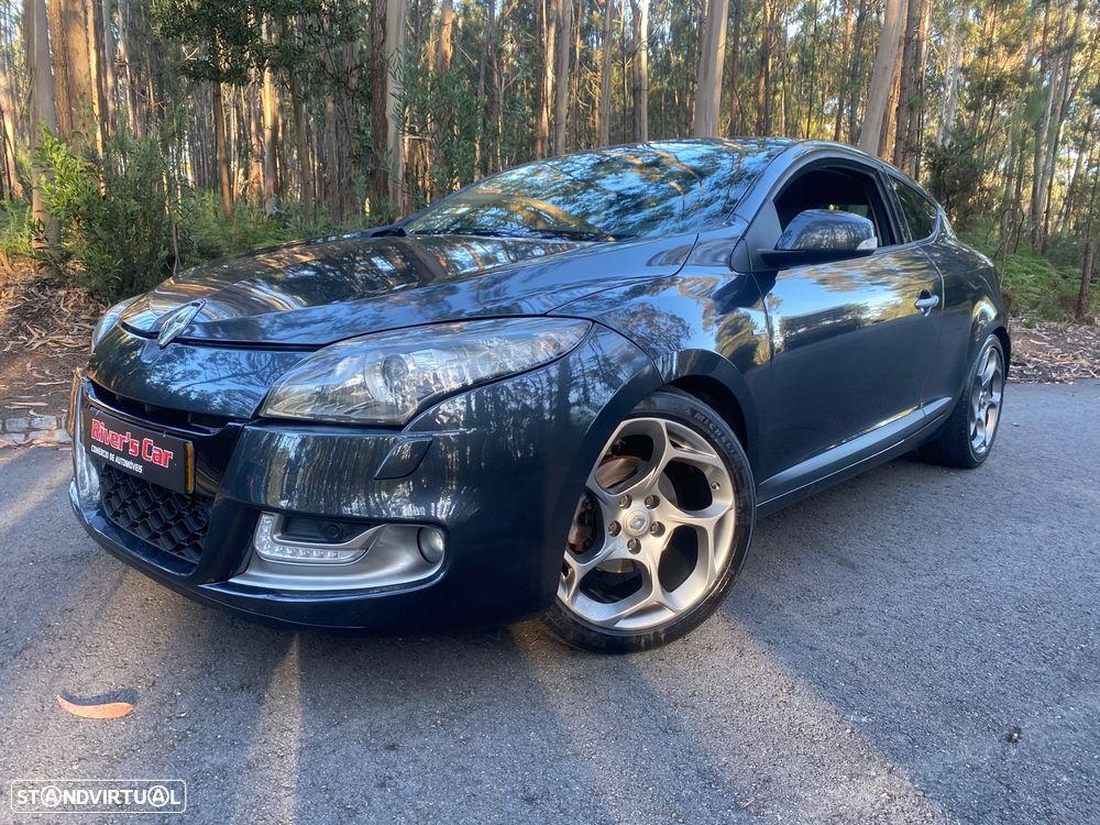 Usados Renault Mégane Coupe - 8 990 EUR, 250 000 km, 2010 - Standvirtual