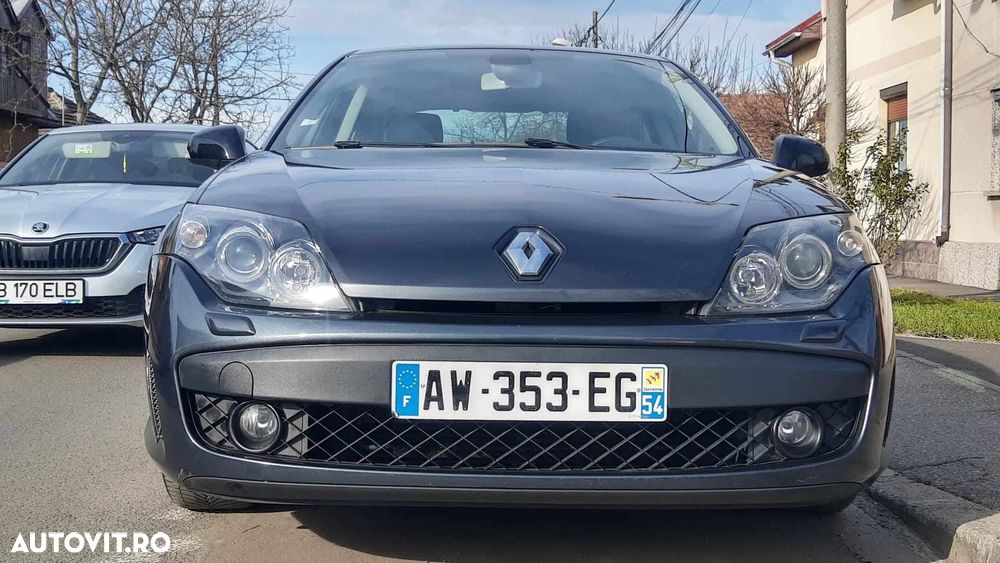 Second hand Renault Laguna - 4 790 EUR, 237 000 km - Autovit