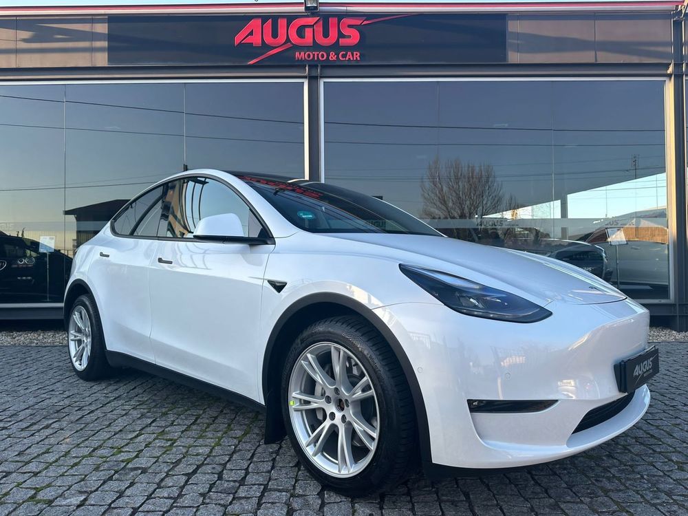 Tesla Model Y - Carros - Standvirtual.com