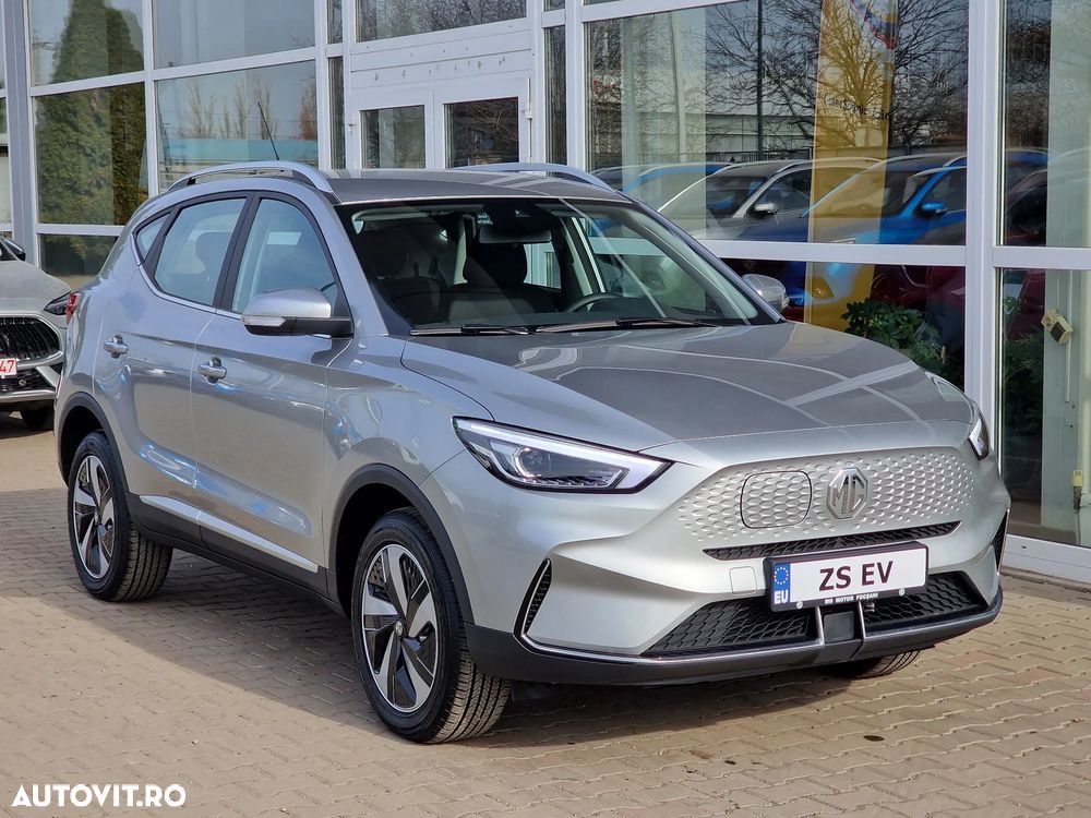 Nou MG ZS - 29 988 EUR, 12 km - Autovit