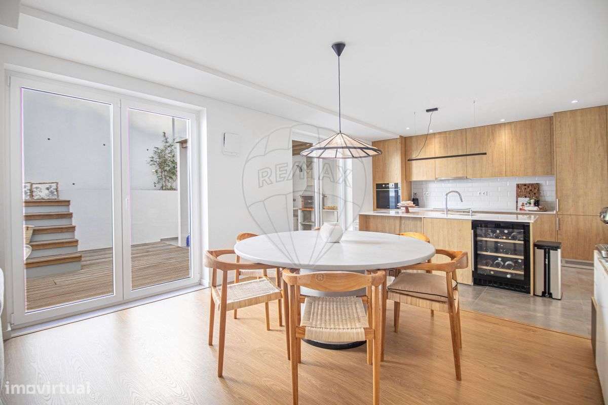 T4, moradia para comprar - Rua do Clube Recreativo da Palhavã, Setúbal ...