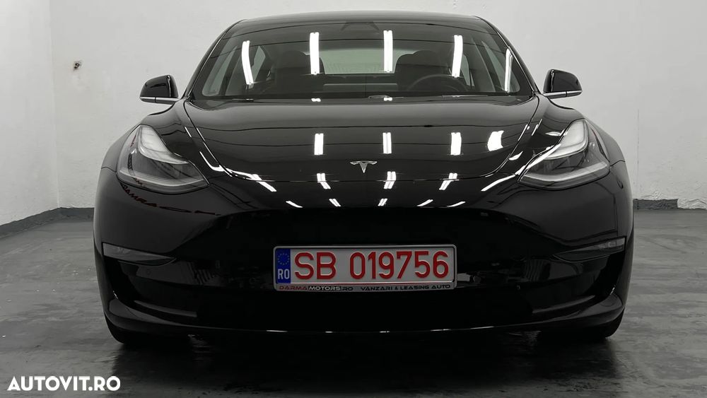 Second hand Tesla Model 3 - 29 271 EUR, 46 000 km - Autovit
