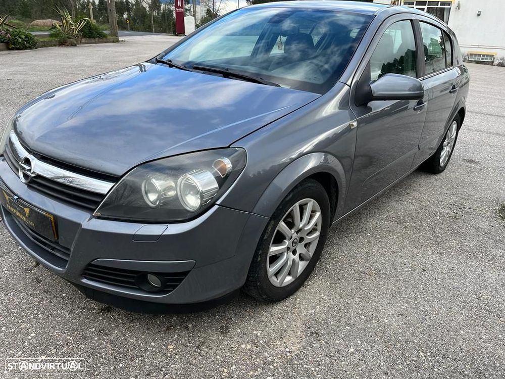 Usados Opel Astra - 4 650 EUR, 252 800 km, 2005 - Standvirtual
