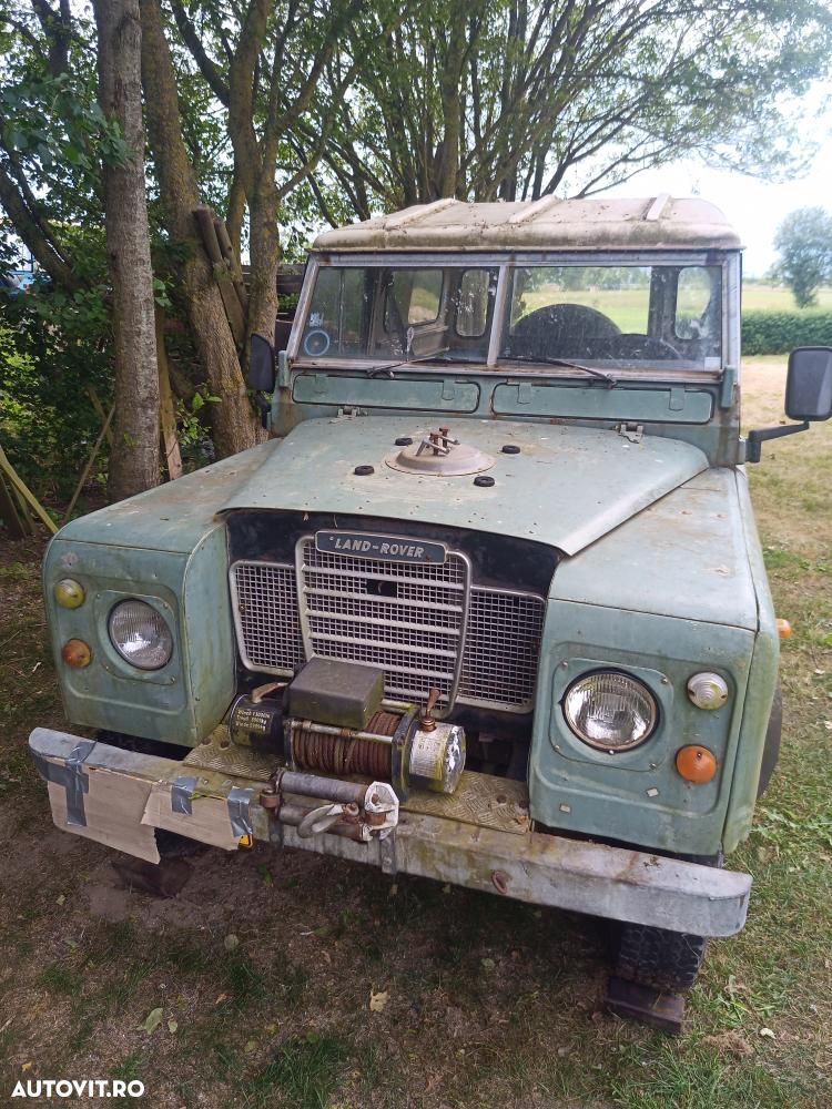 Second hand Land Rover Defender - 7 850 EUR, 38 000 km, 1975 - autovit.ro