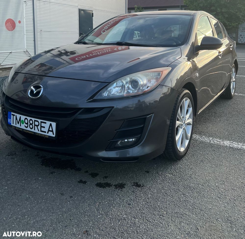 Second hand Mazda 3 - 4 000 EUR, 235 800 km - Autovit