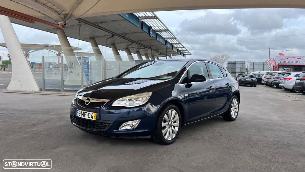 Usados Opel Astra - 8 700 EUR, 176 739 km, 2011 - Standvirtual