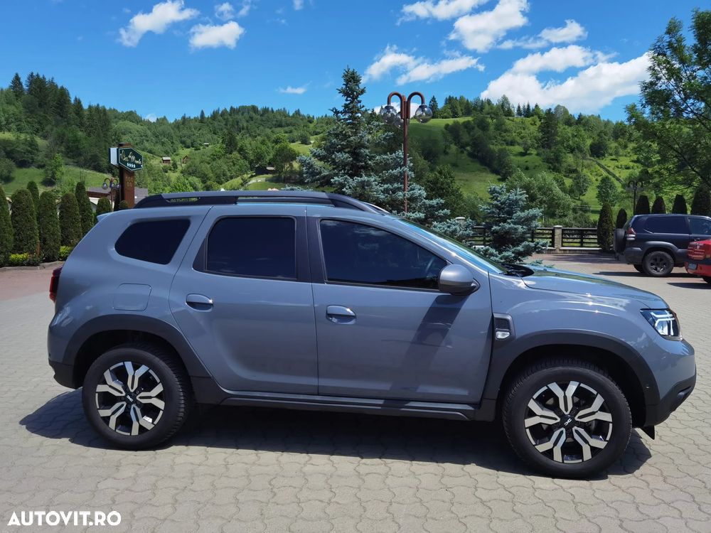 Stilvolle Dacia Duster Blue Dci 115 4x4 Journey Bildernull