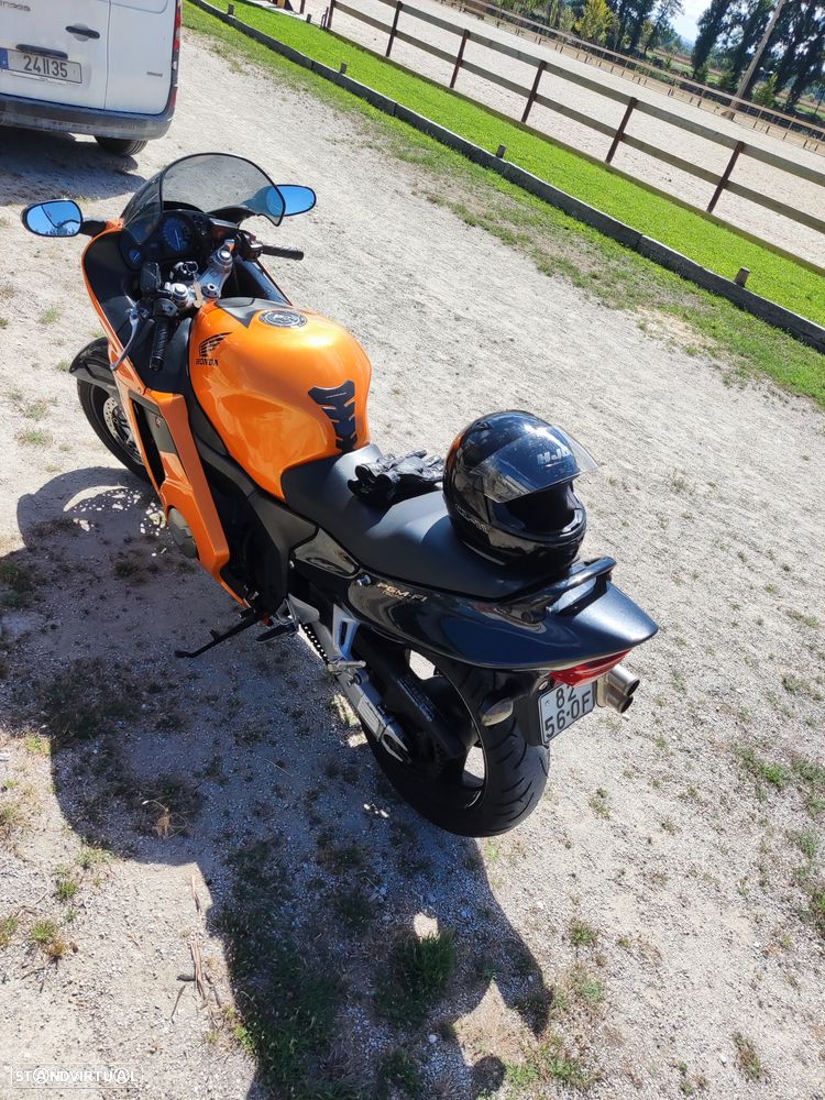 Usados Honda CBR - 3 500 EUR, 44 500 km, 1999 - Standvirtual