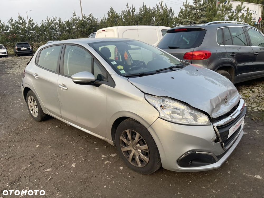 Używane Peugeot 208 - 8 800 PLN, 94 000 km - Otomoto
