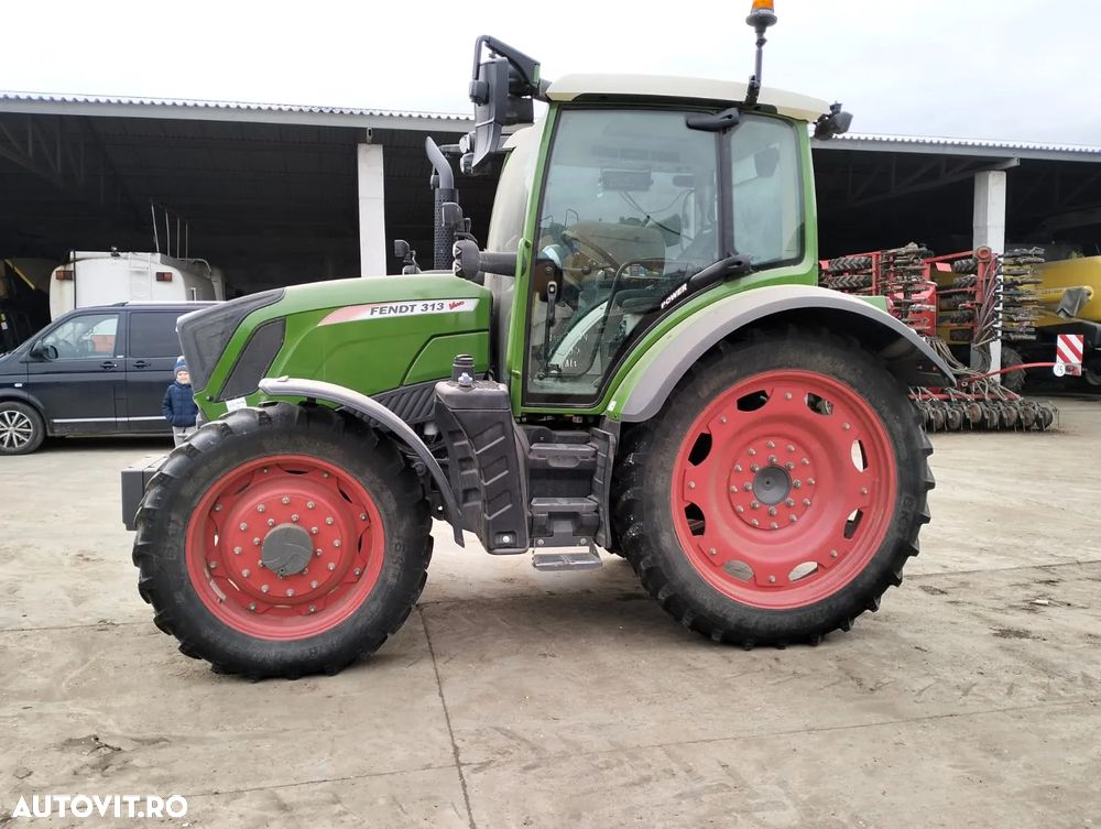 Second hand Fendt 313 Power - 104 125 EUR - Autovit