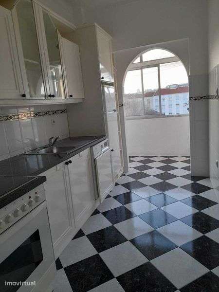 T1, apartamento para arrendar - Póvoa de Santo Adrião e Olival Basto ...