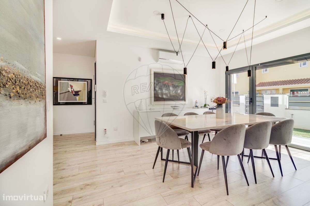 T3, moradia para comprar - Rua Martinho D'Assunção - Urbanização do ...