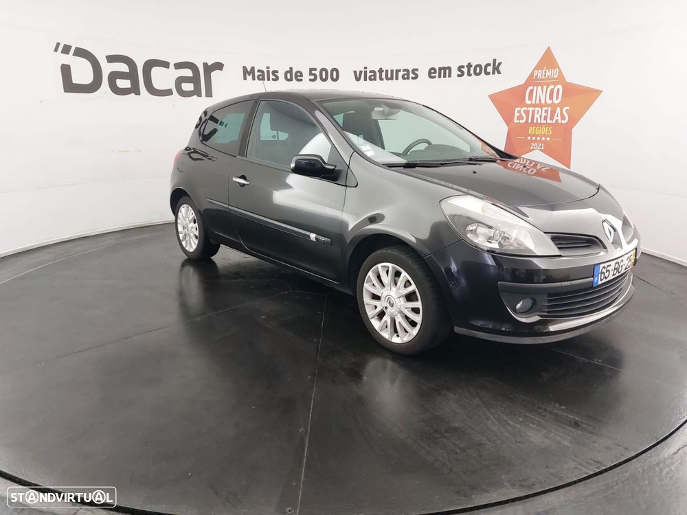 Usados Renault Clio - 3 600 EUR, 289 823 km, 2006 - Standvirtual