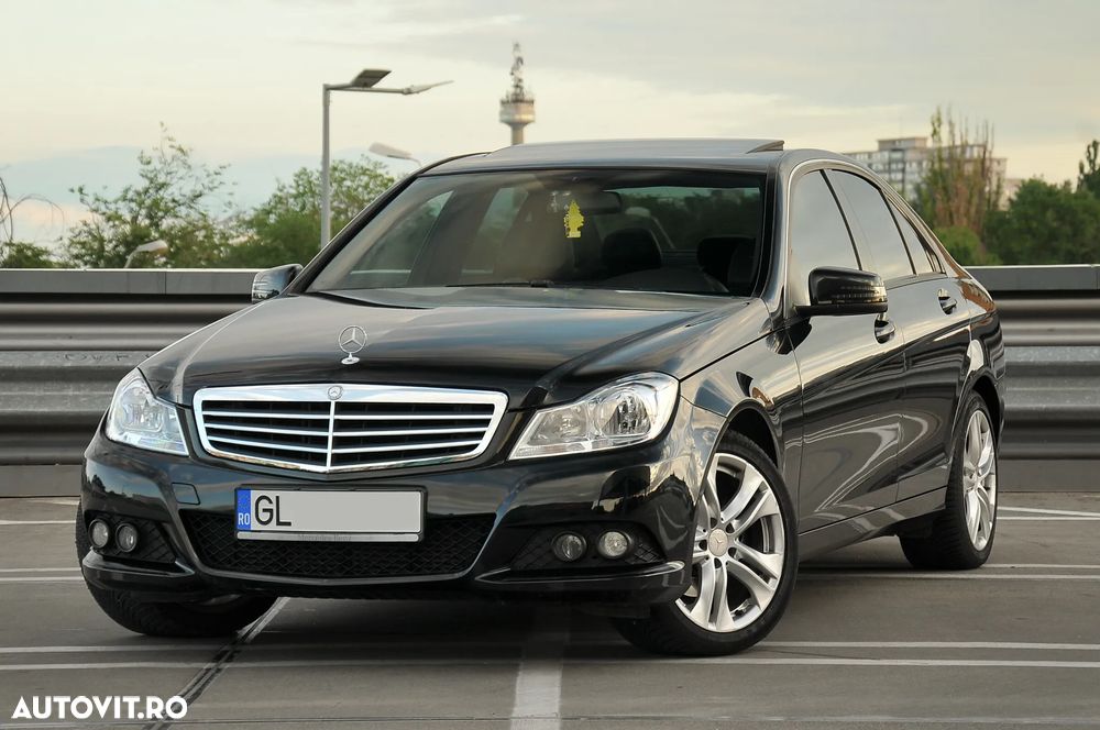 Second hand Mercedes-Benz C - 8 990 EUR, 270 000 km - Autovit