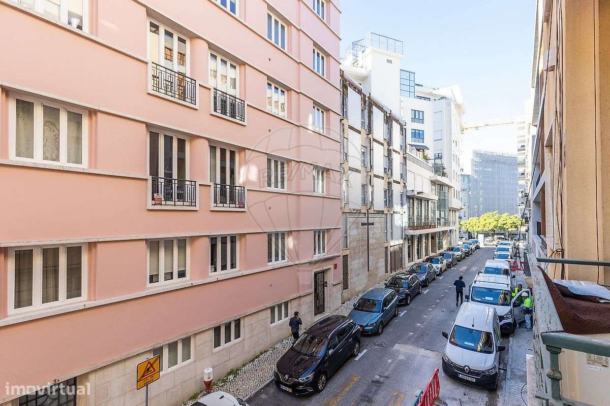 T4, apartamento para arrendar - Rua Picoas, Avenidas Novas - 18953748 ...