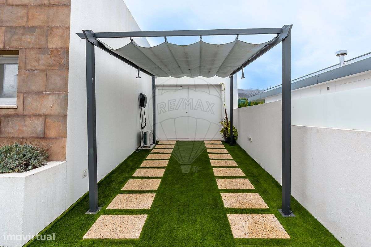 T2, moradia para comprar - Rua do Rato - Quinta do Rato, Amora ...