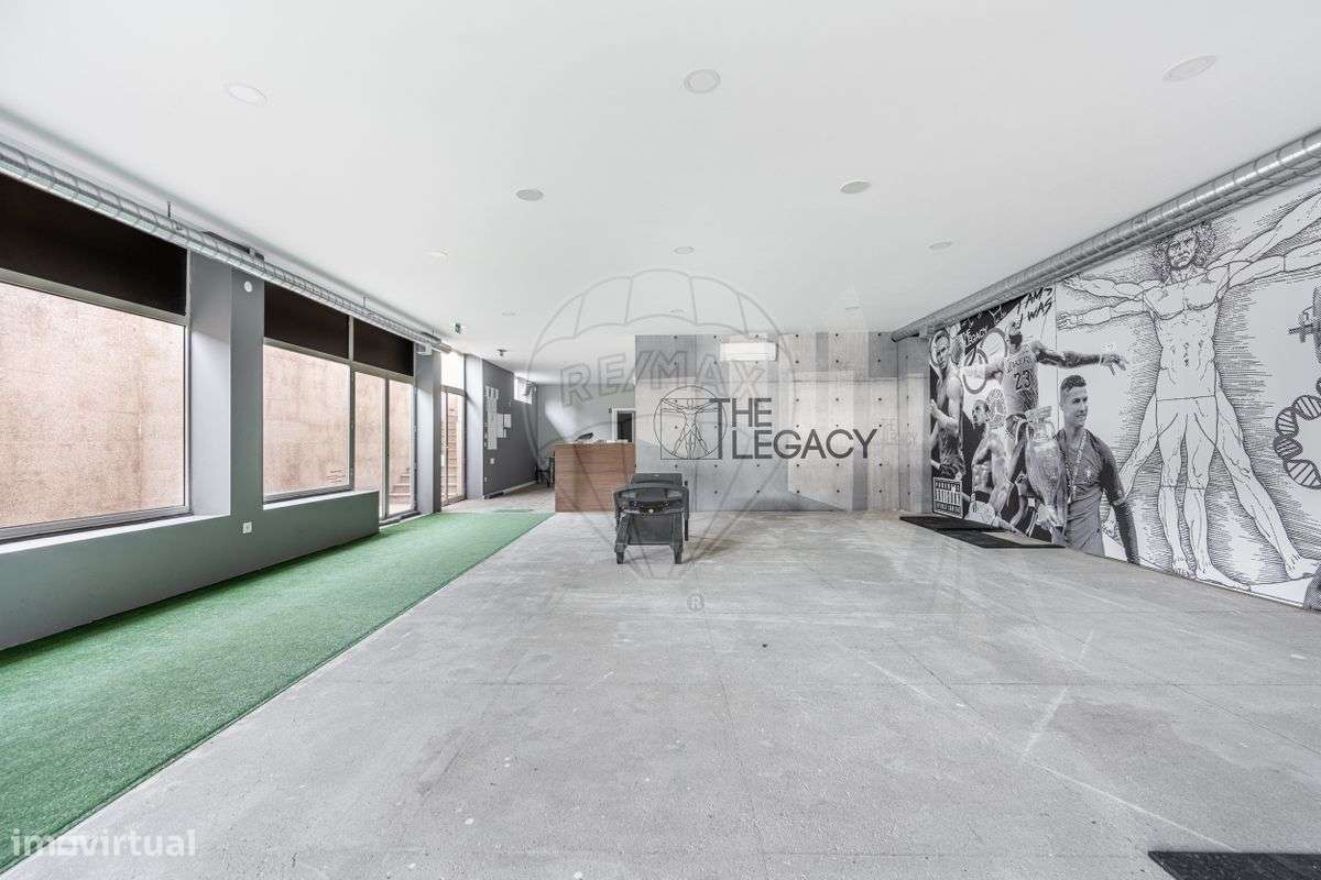 216 m², loja para comprar - Rua da Aldeia, Fonte Arcada e Oliveira ...