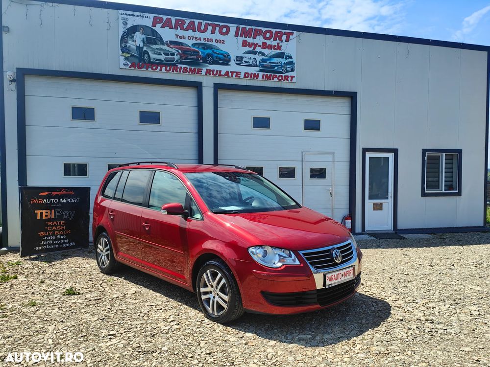 Second hand Volkswagen Touran - 4 299 EUR, 215 000 km - Autovit
