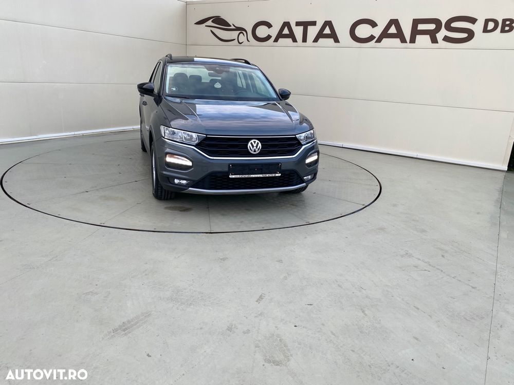 Second hand Volkswagen T-ROC - 20 230 EUR, 134 000 km, 2020 - autovit.ro