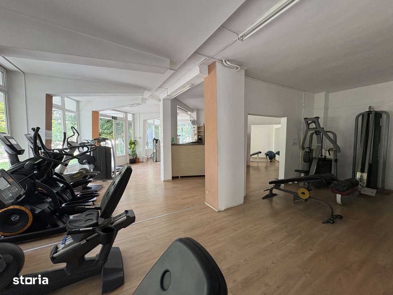 150 m², spatiu comercial de inchiriat - Bihor (judet), Bulevardul ...