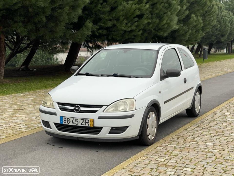 Usados Opel corsa van 1,3 cc - 2 950 EUR, 20 855 km, 2005 | Standvirtual