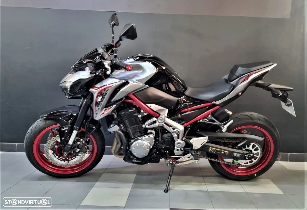 Usados Kawasaki ZR - 9 250 EUR, 5 000 km, 2019 | Standvirtual