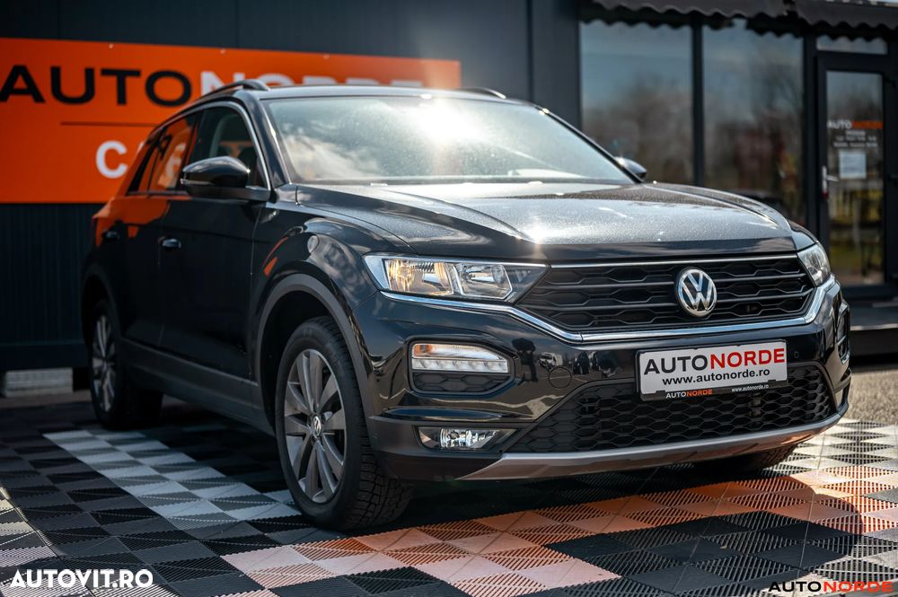 Second hand Volkswagen T-ROC - 23 500 EUR, 73 000 km - Autovit