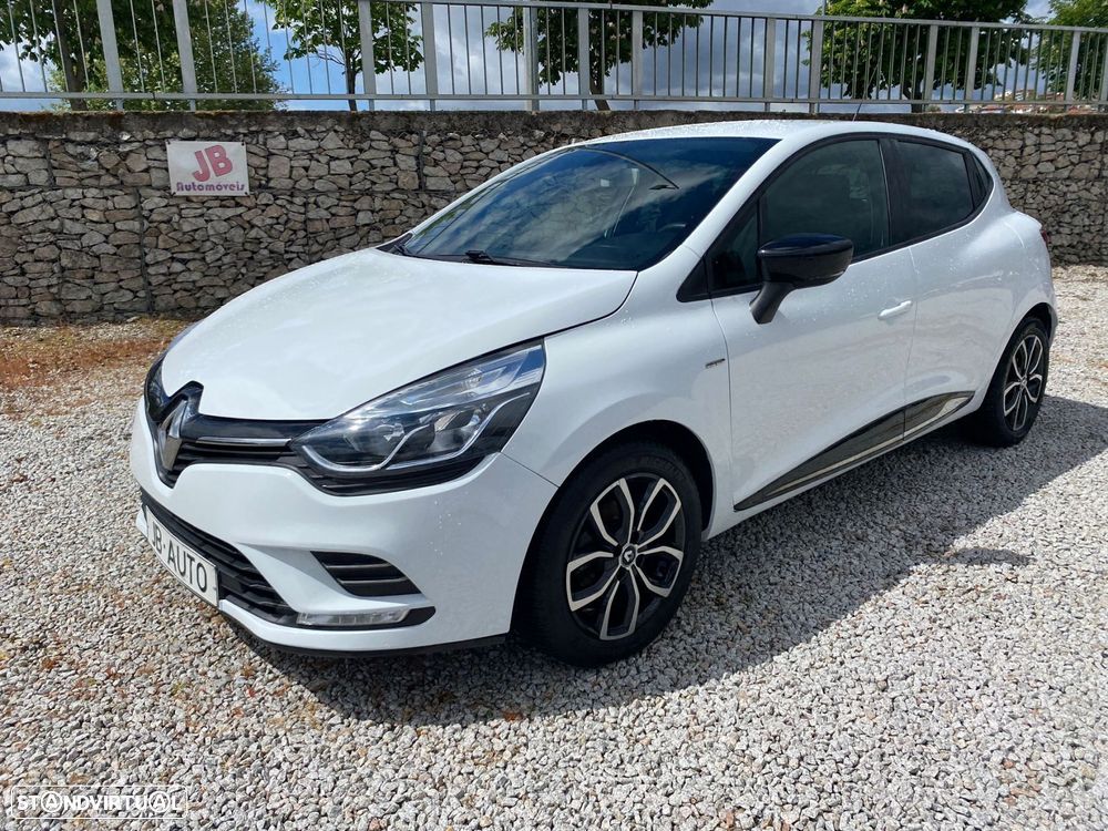 Usados Renault Clio - 12 950 EUR, 93 000 km, 2017 - Standvirtual