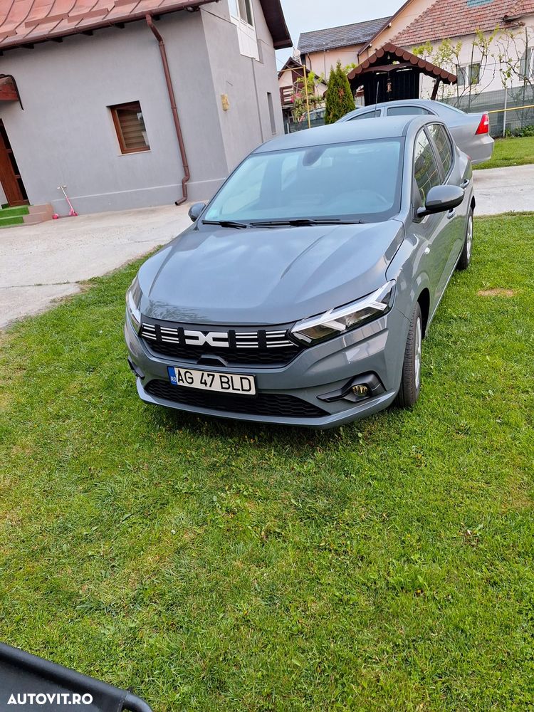 Second hand Dacia Sandero - 11 700 EUR, 16 000 km - Autovit