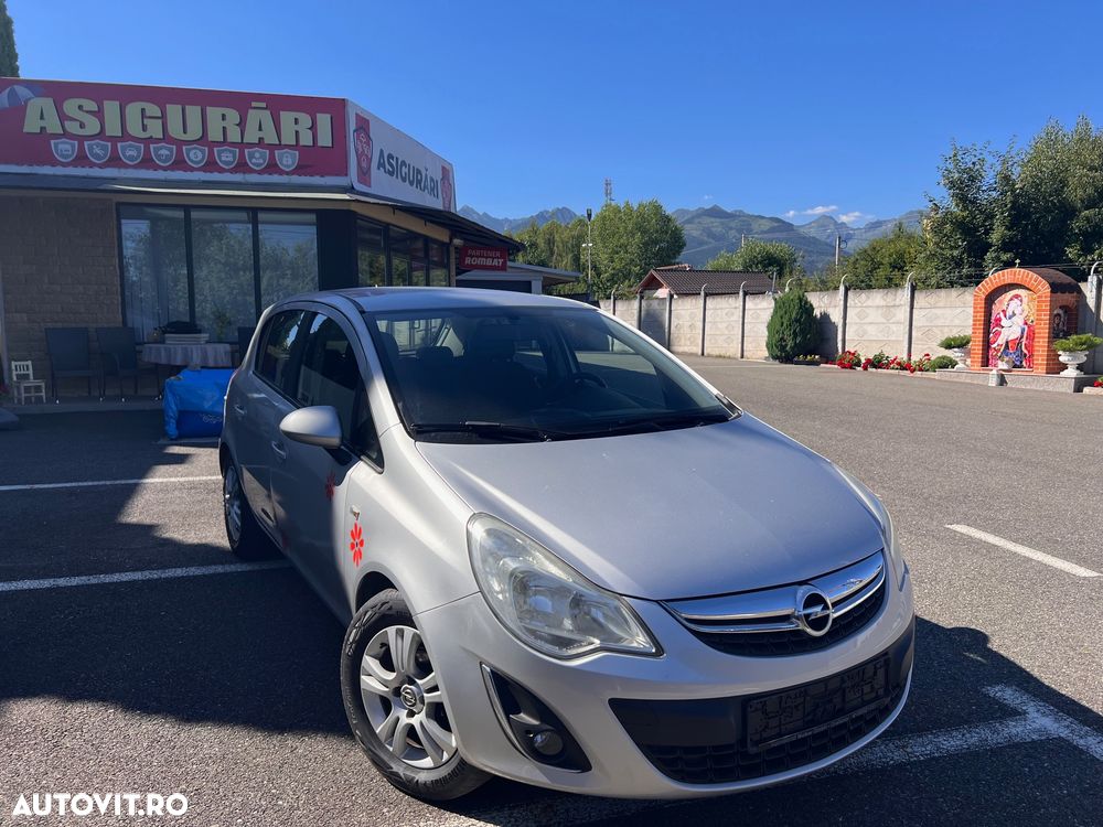 Second hand Opel Corsa - 2 499 EUR, 123 000 km - Autovit