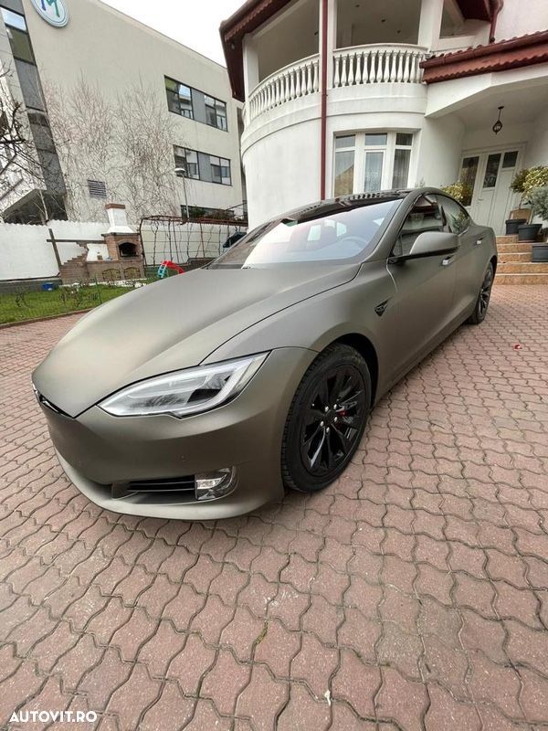 Second hand Tesla Model S - 60 000 EUR, 85 000 km, 2017 - autovit.ro