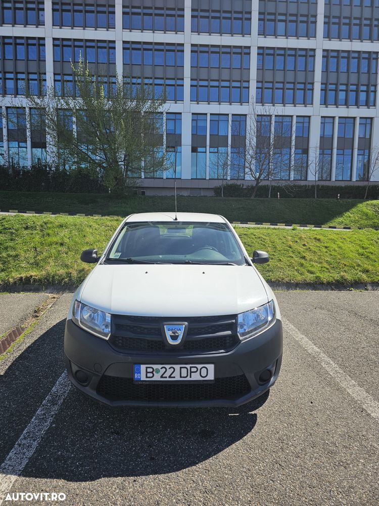 Second hand Dacia Sandero - 3 550 EUR, 78 650 km - Autovit