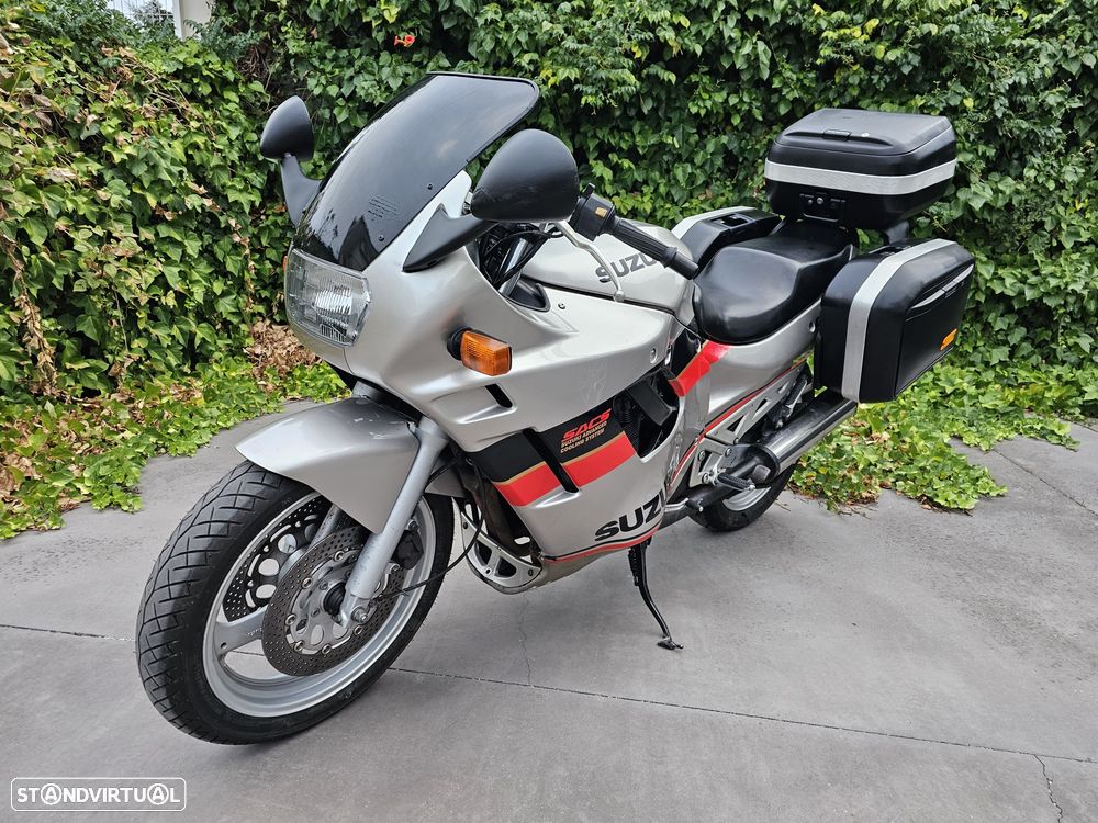 Usados Suzuki GSX - 2 999 EUR, 47 000 km, 1989 | Standvirtual