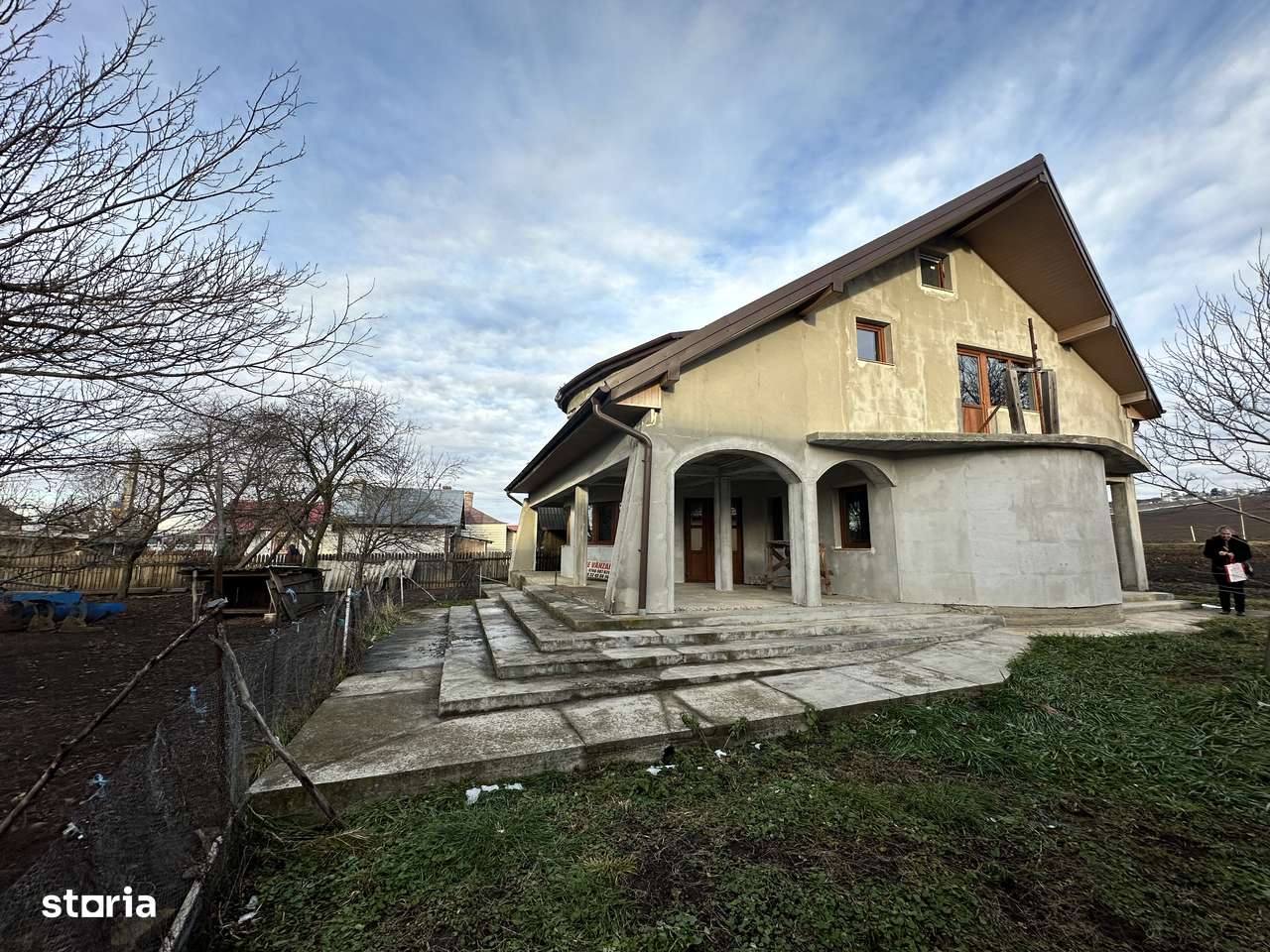 5 camere, casa de vanzare - Botosani (judet), Ionaseni - 10061412 • www ...