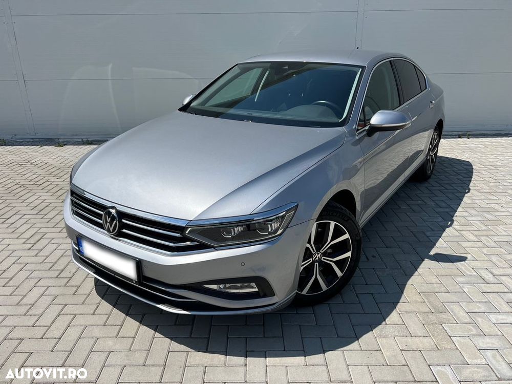 Second hand Volkswagen Passat - 25 500 EUR, 38 000 km, 2021 - autovit.ro
