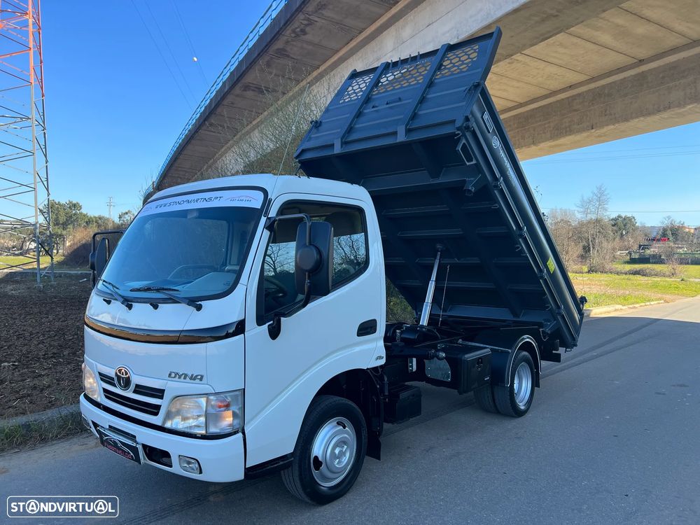 Usados Toyota DYNA M 35.25 3.0 D4D 80.000 KMS - 26 990 EUR, 89 000 km ...