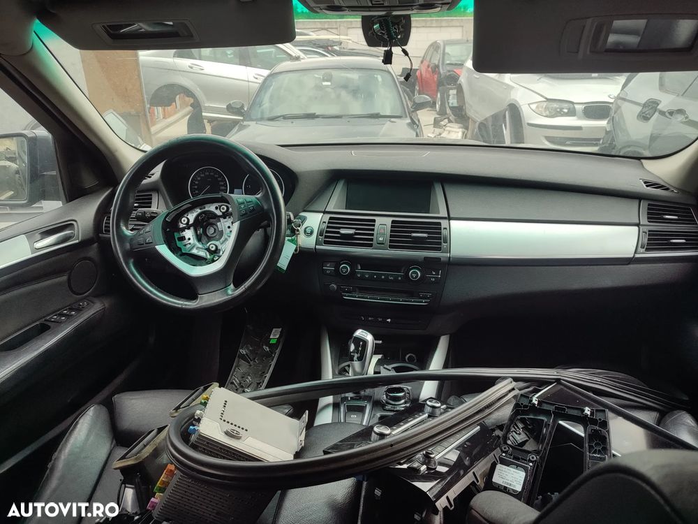 Second hand - 2 300 RON - Autovit